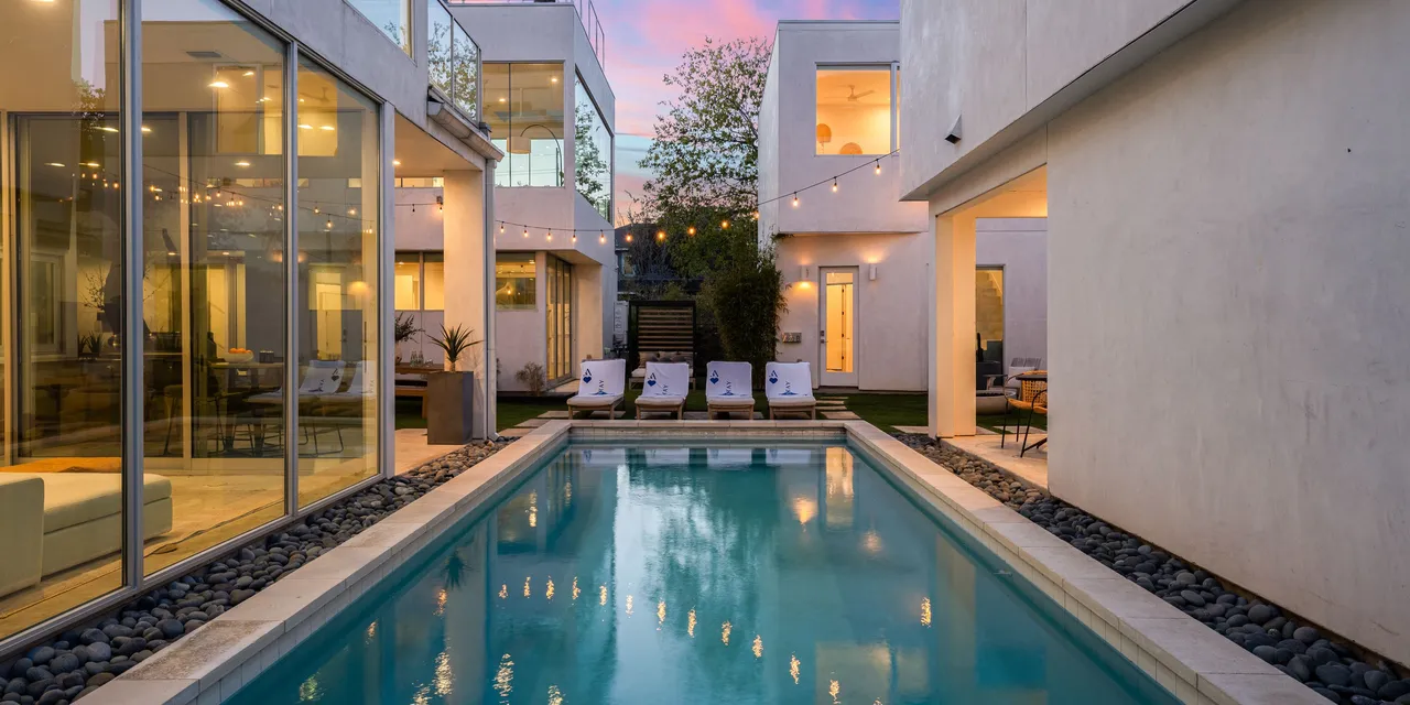 Bouldin Collective in Austin by AvantStay® | Book Direct & Save!