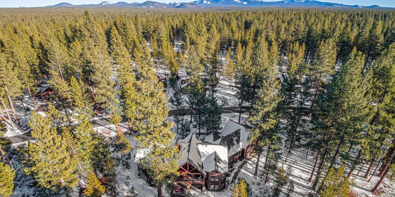 Bend Vacation Rental Management | AvantStay®