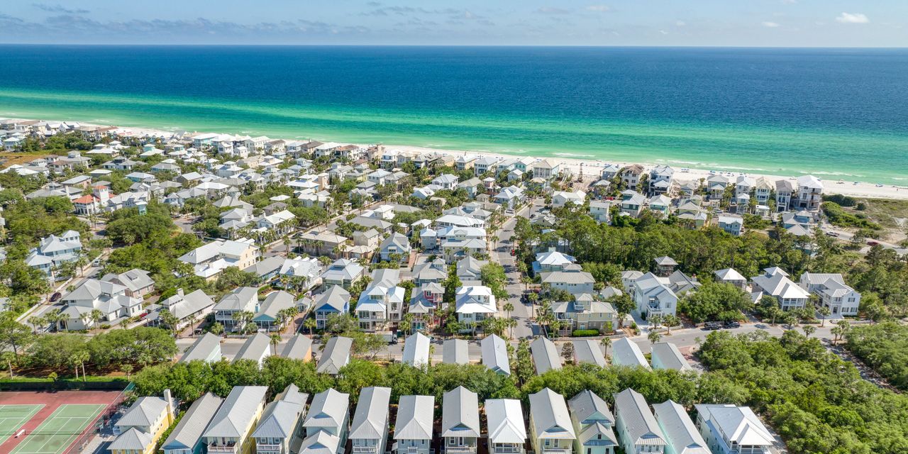 30A Rentals with a Private Pool | AvantStay®