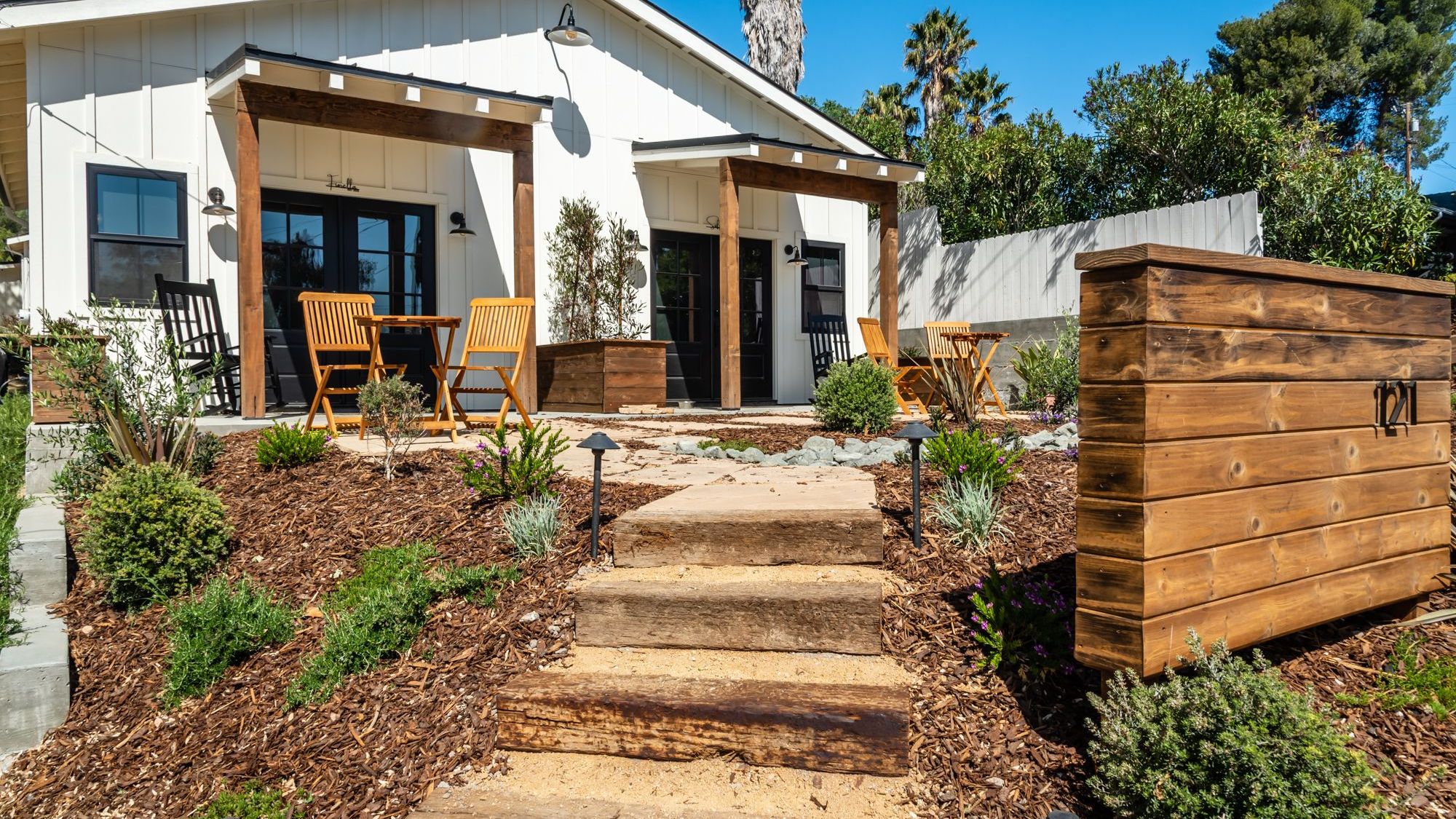 Fiorella Sofia-vine Cottages By Avantstay | Two Connecting King Suites | Downtown Paso Robles - Paso Robles, CA