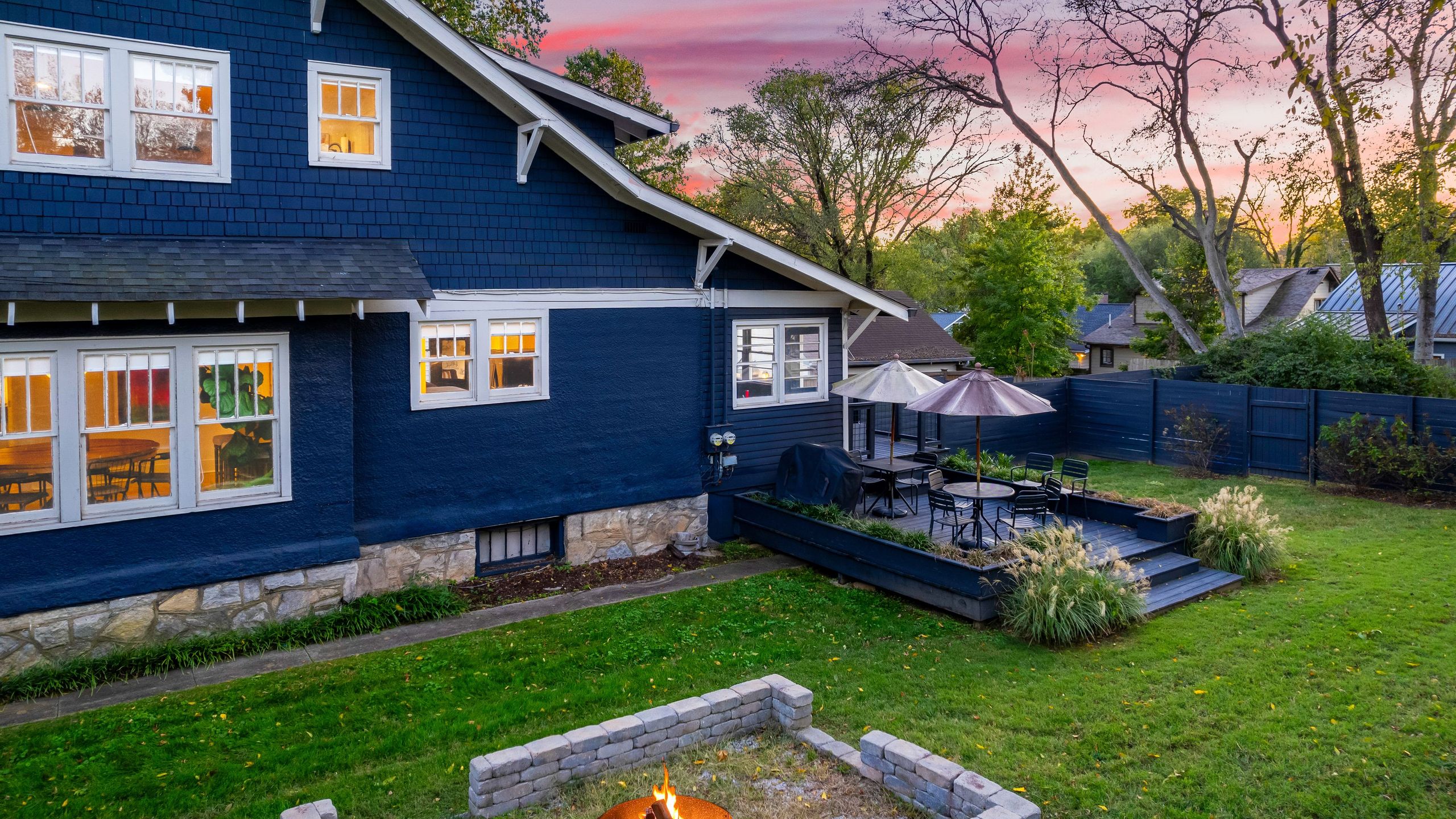 Charming Oasis With Fireplace And Firepit - Stylish Nashville Retreat - Nashville, TN