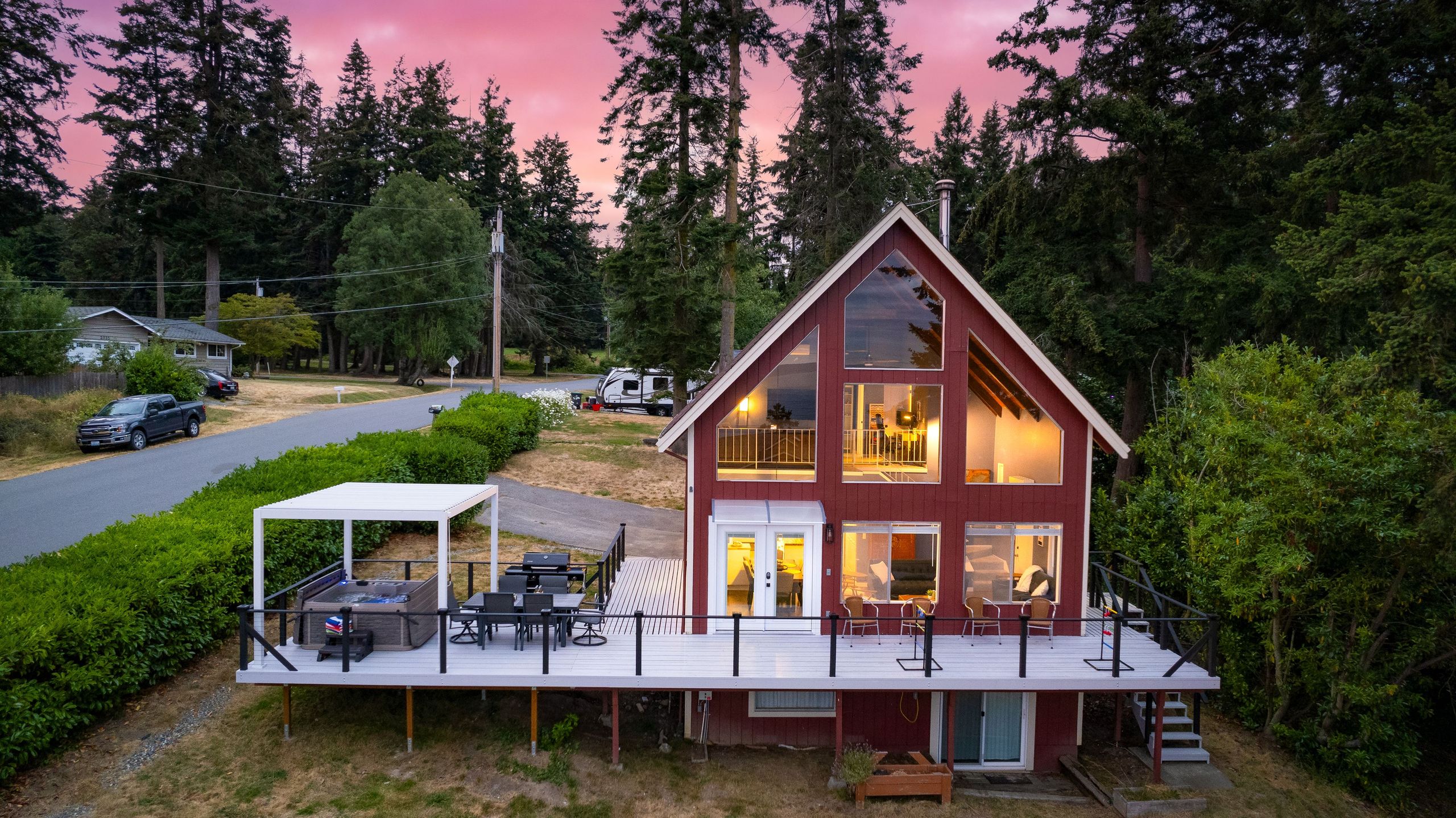 Polnell Point Lookout By Avantstay | Water Views, Hot Tub, Large Patio - Whidbey Island, WA