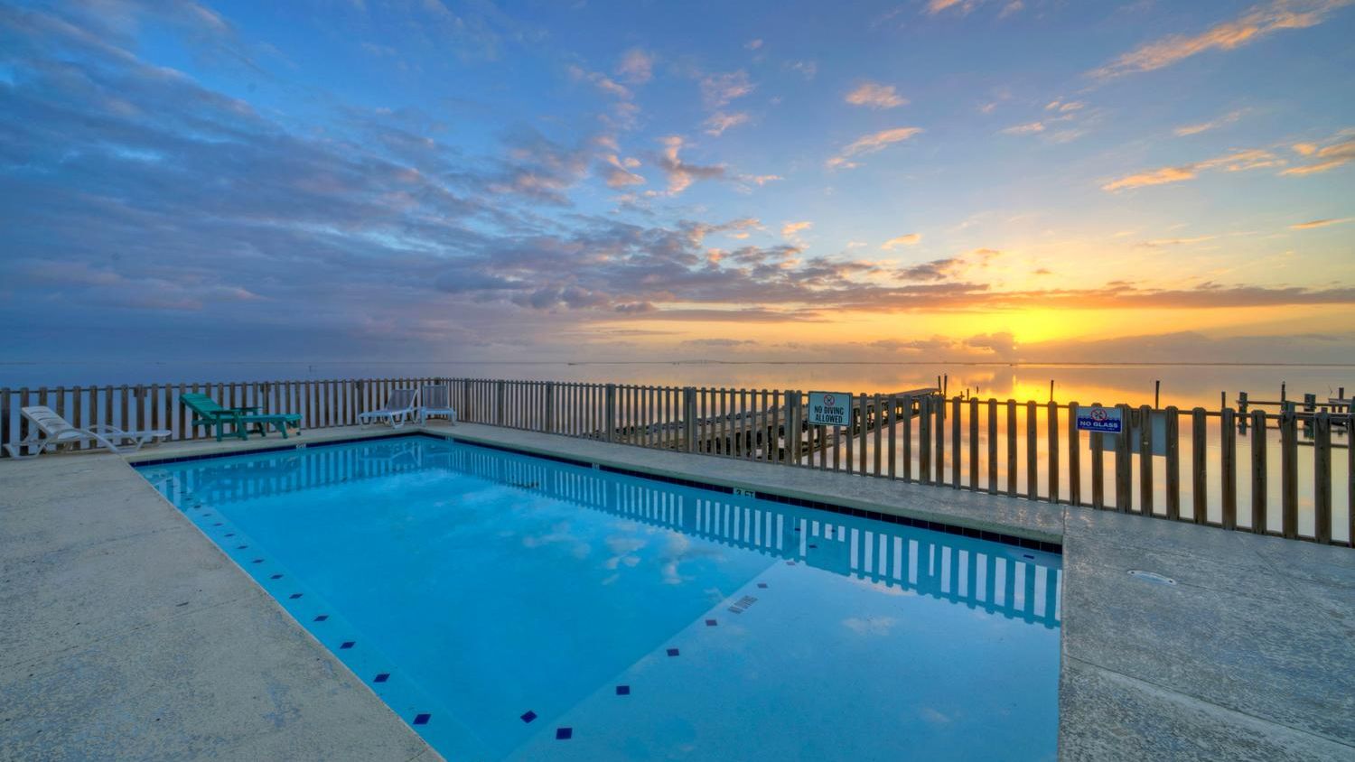 Kingfish By Avantstay | Laguna Views + Deck | Pool + Dock Access - Corpus Christi, TX