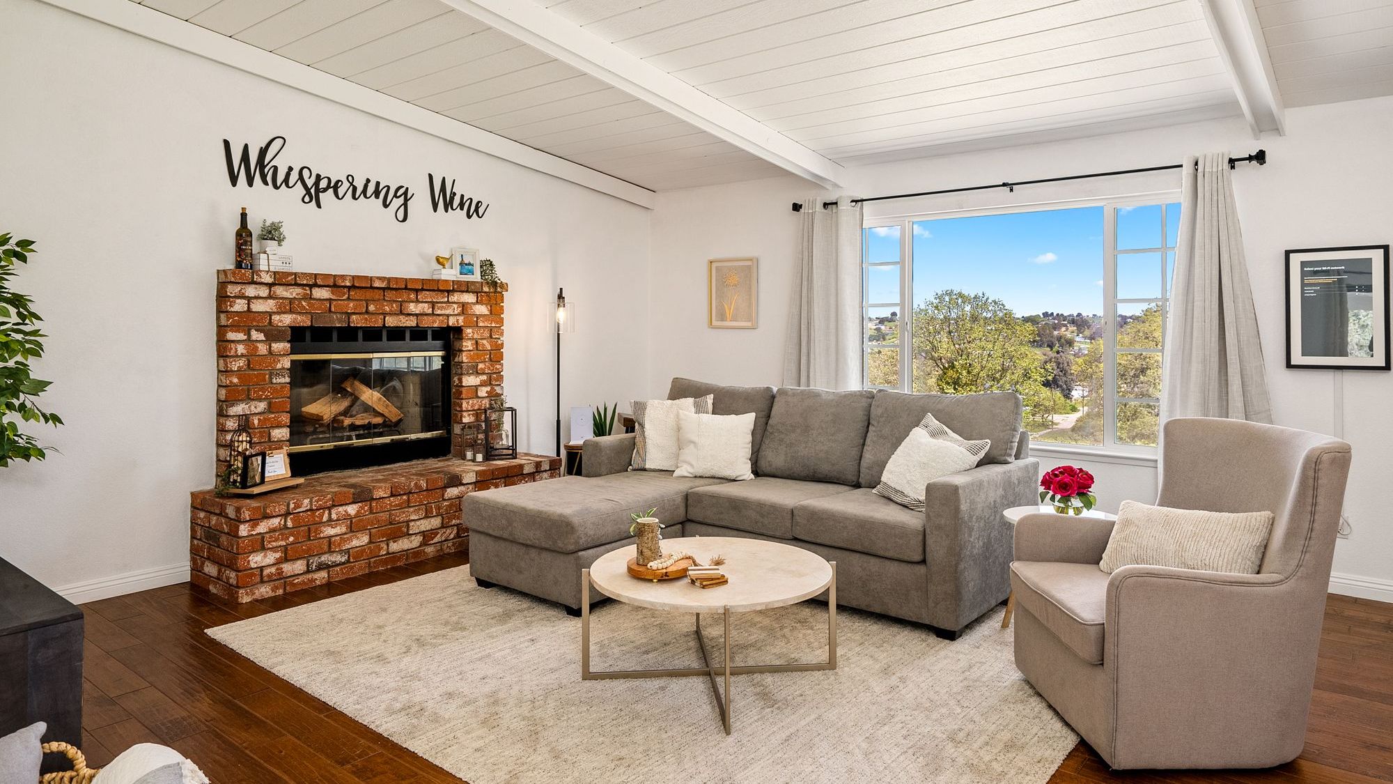 Whispering Wine By Avantstay | Country Acreage + Fire Pit + Deck | Central Coast Wine Country - Paso Robles, CA