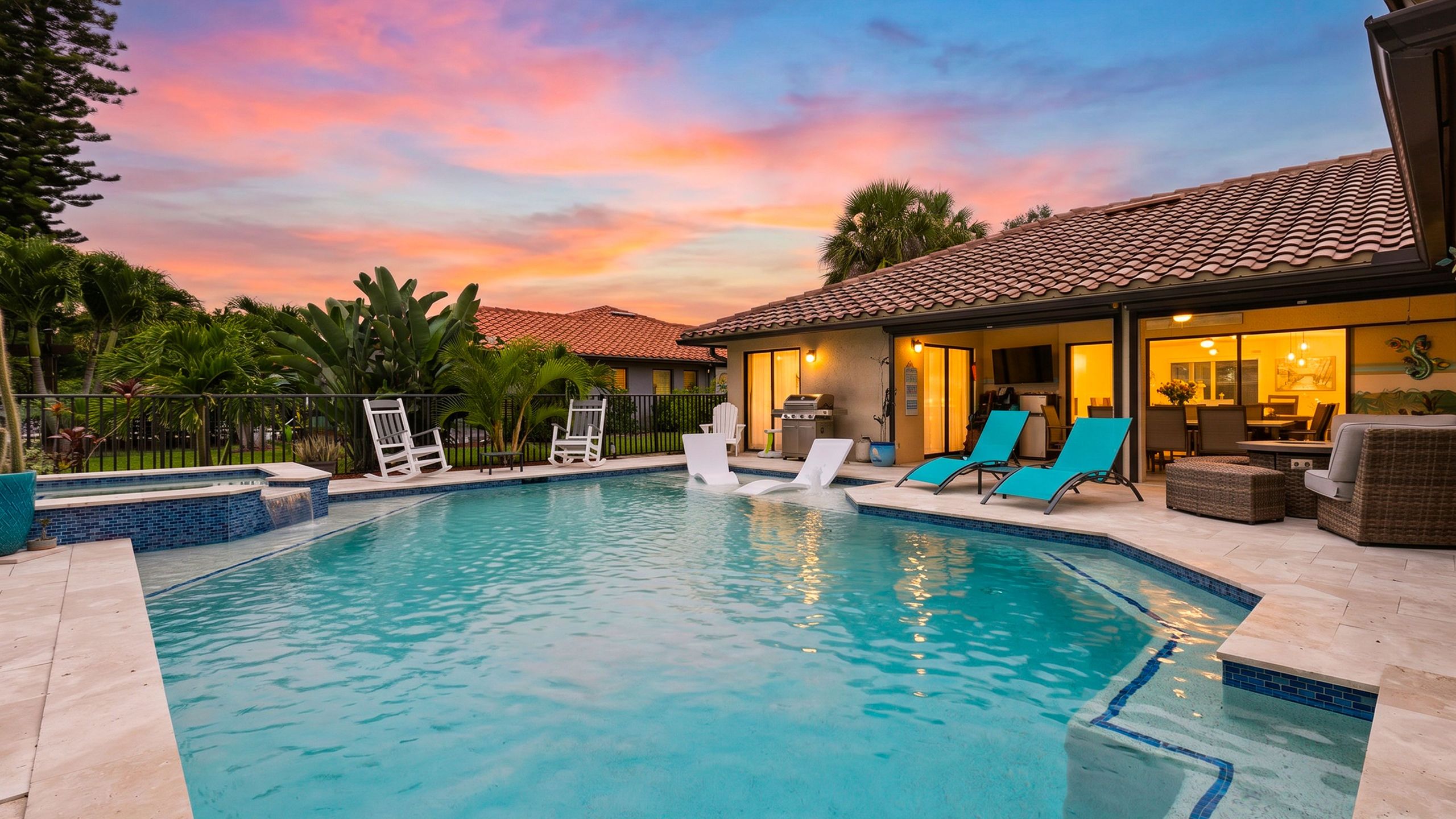 Blue Sunset By Avantstay | Pool + Spa + Fire Table | Near Beaches + Naples - Bonita Springs, FL