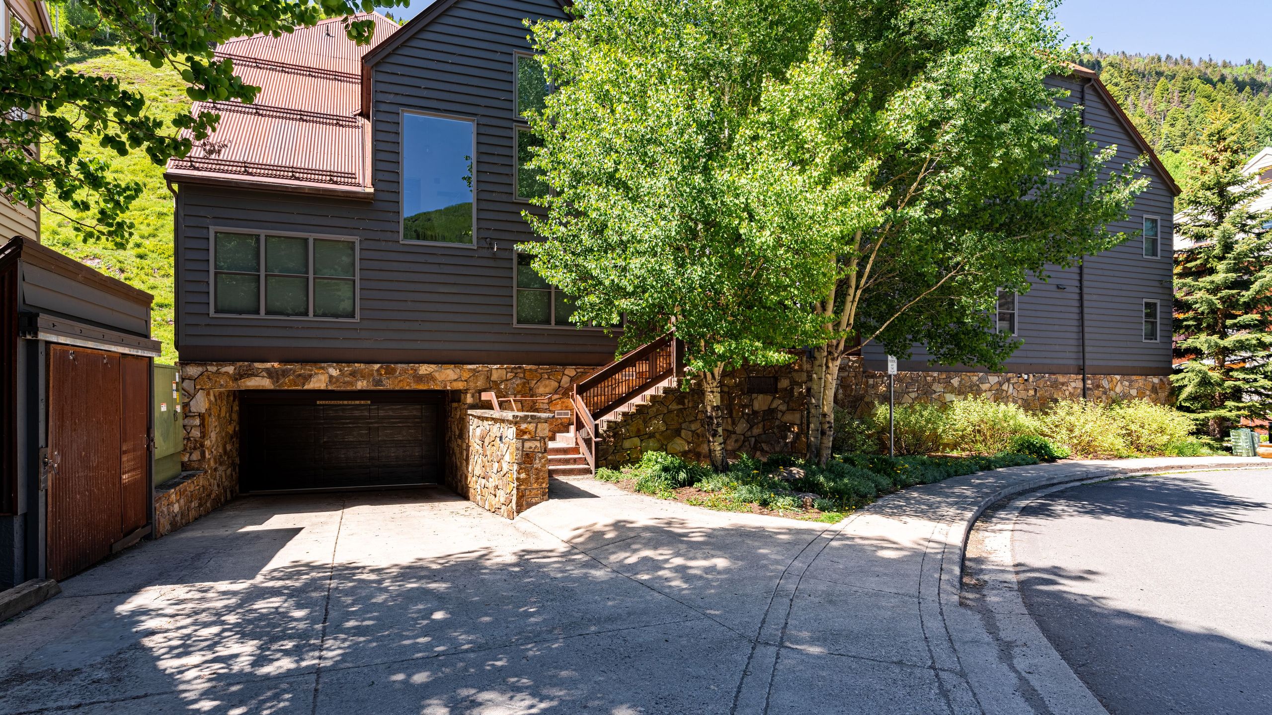Etta Place 1 By Avantstay | Ski In/ Ski Out Unit W/ Views Of The Slopes! - Telluride, CO