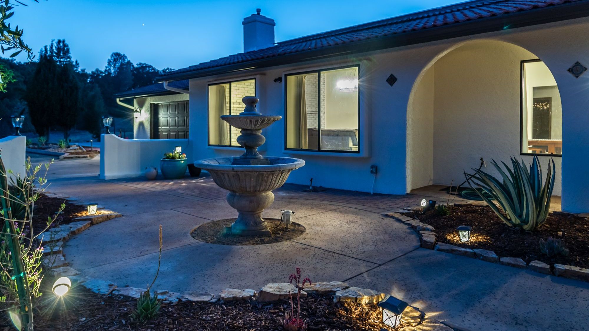 Na Hoku Ranch By Avantstay | Spanish Hacienda + Spa + Court | 5.5 Acres Near Paso - Atascadero, CA
