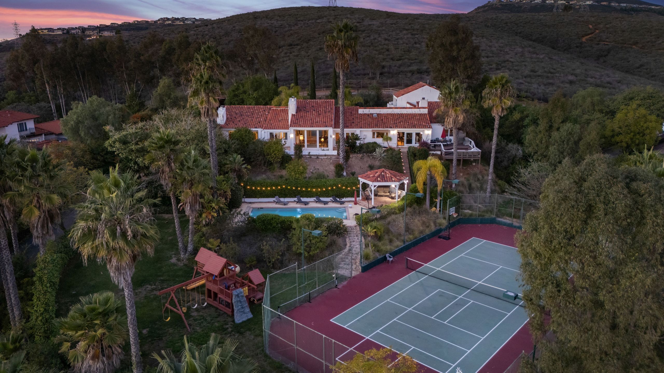 Resort-style Estates With Pools And Game Rooms - Stunning Tranquil Escape - San Marcos, CA