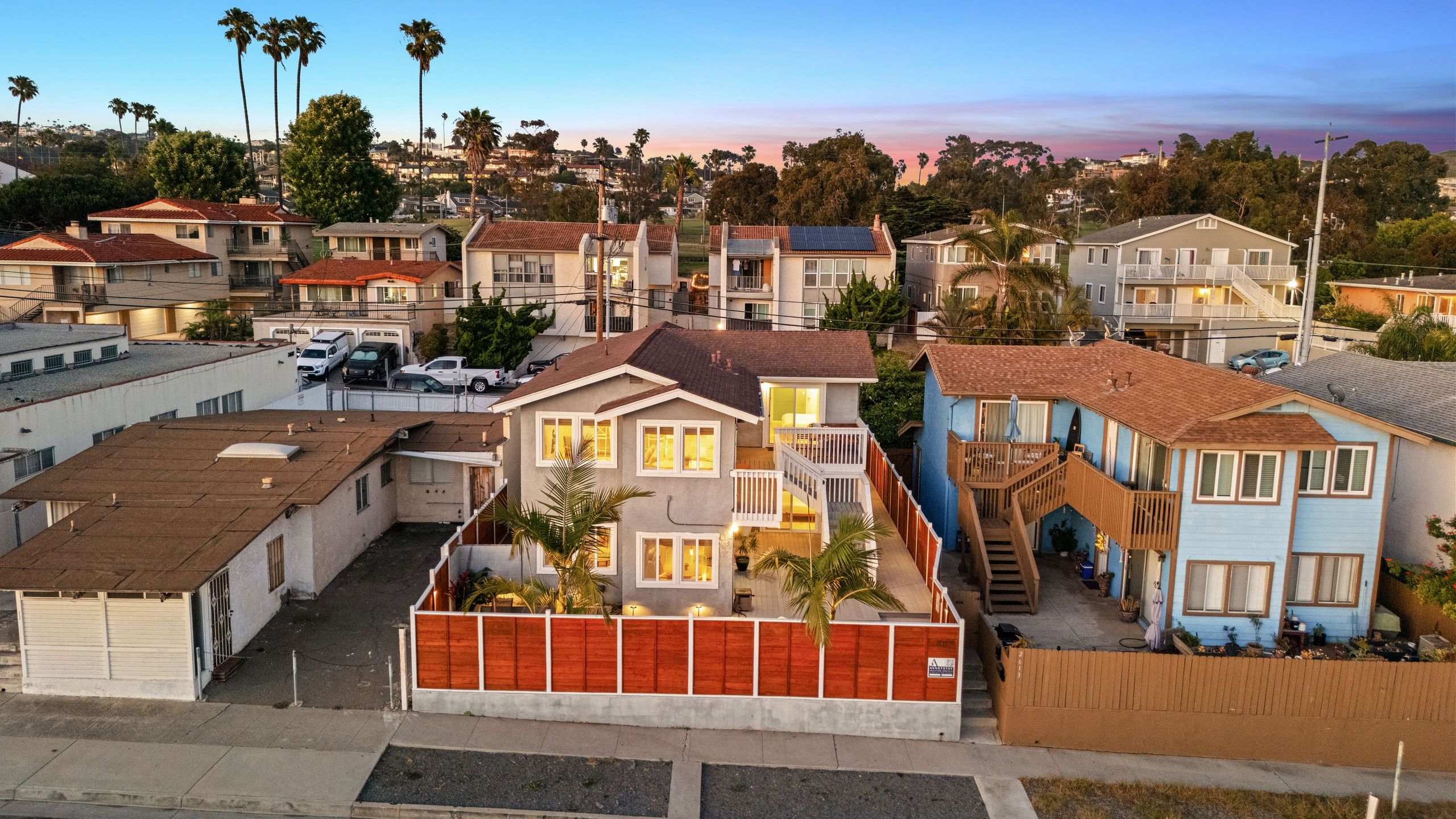 Ocean View And Shared Outdoor Space - Charming Surf Retreat - San Clemente, CA