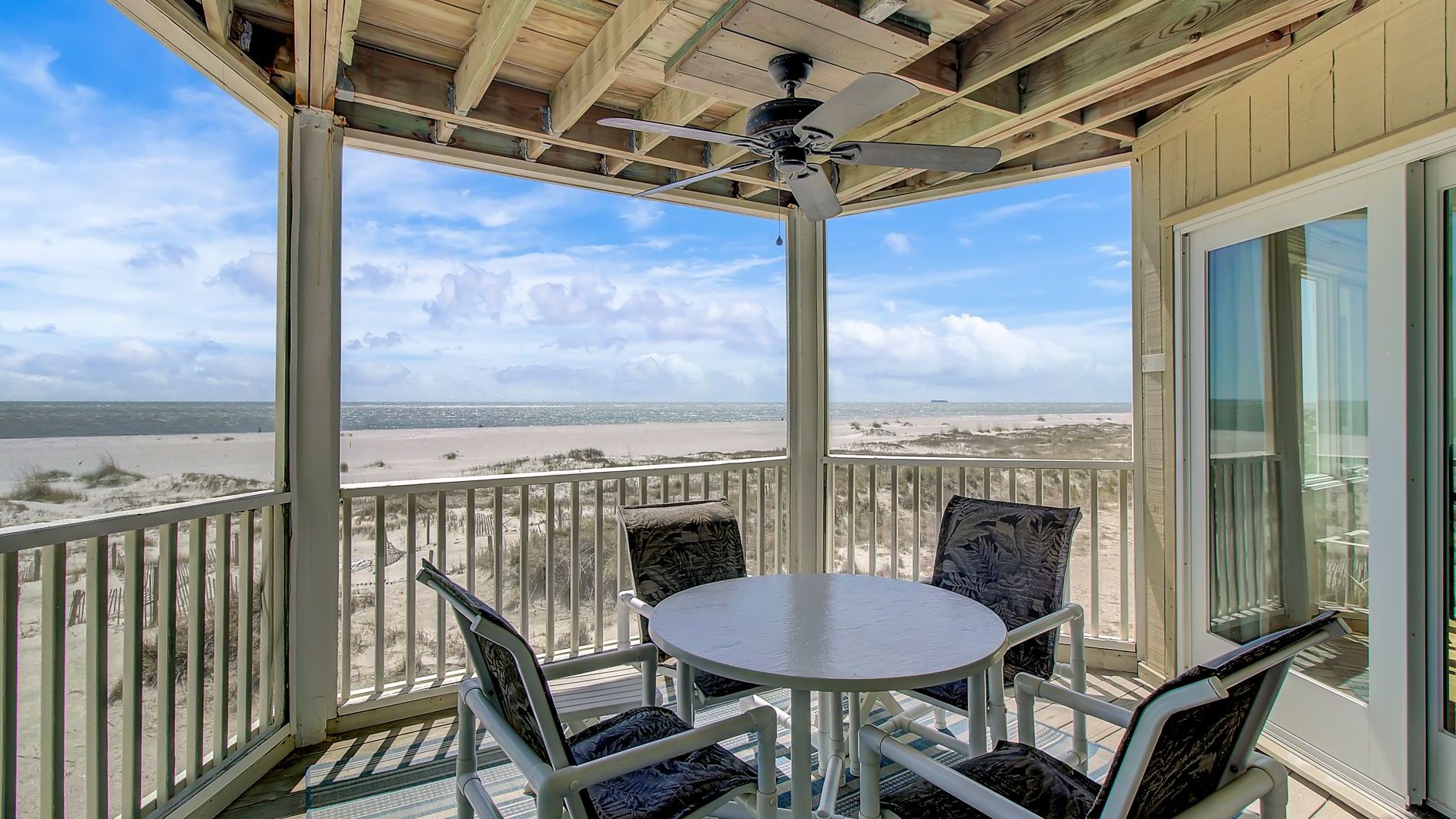 202 F Port O Call By Avantstay | Amazing Oceanfront Views! - Isle of Palms, SC