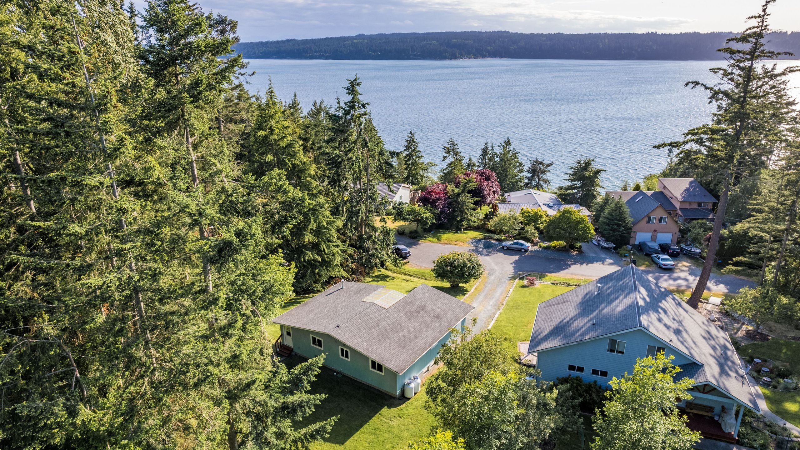 Wolf Beach Cottage By Avantstay | Harbor Views - Camano Island, WA