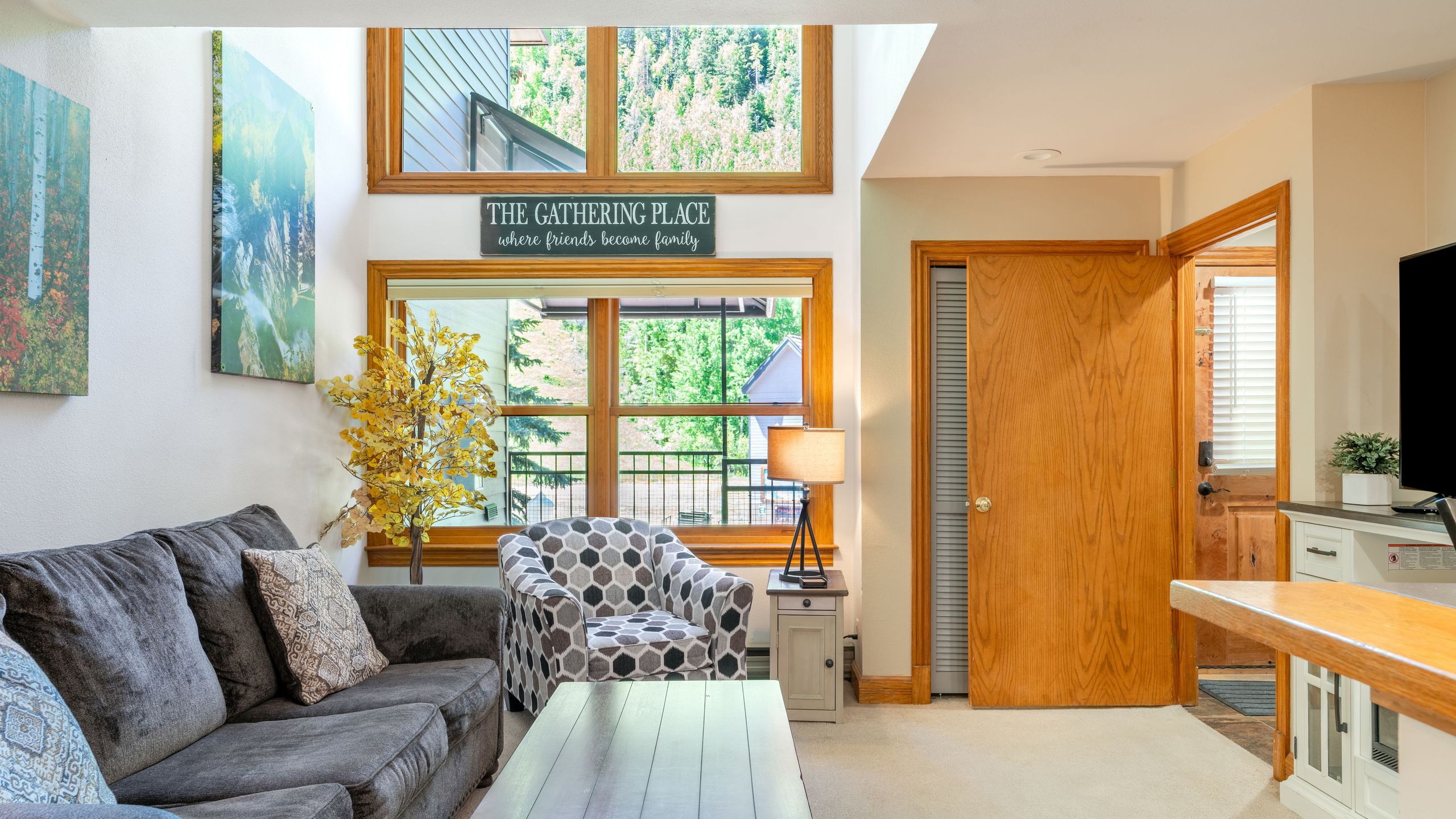Ski-in/ski-out Access And Two Outdoor Hot Tubs - Cozy Family Retreat - Telluride, CO