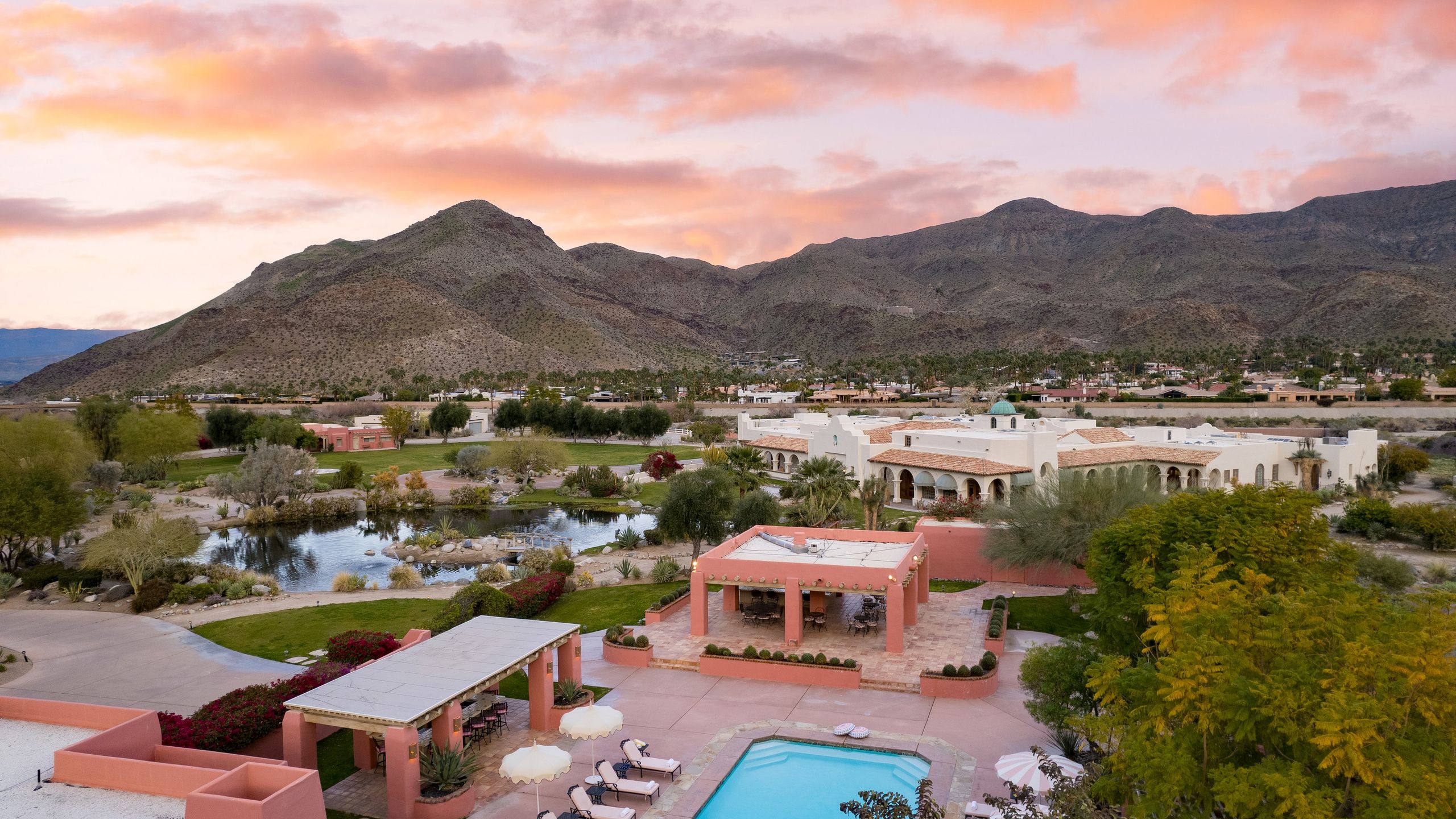 The Pond Estate | Maximalist Designer Compound w/ 2 Casitas, Indoor ...