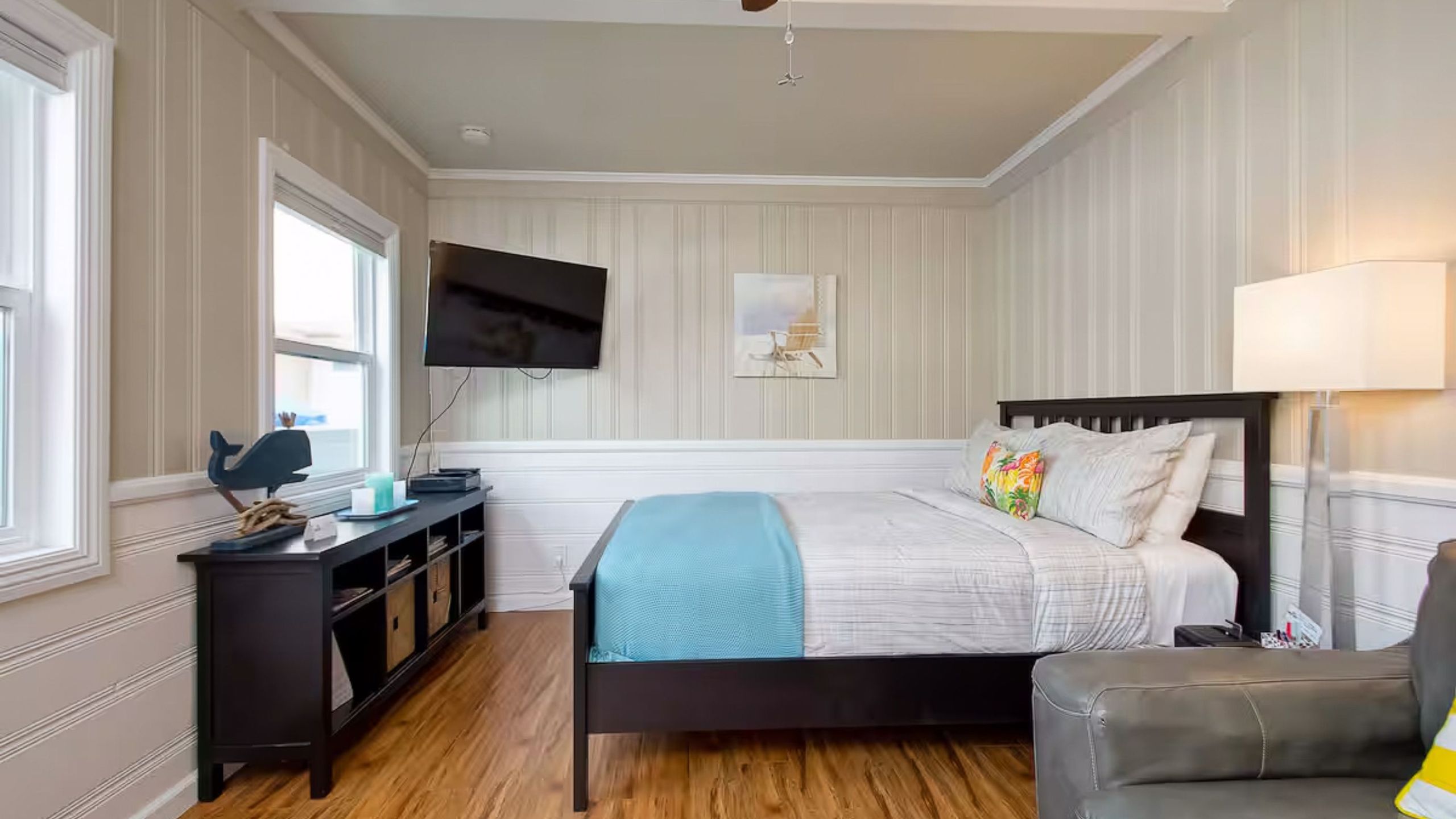 Cozy Studio By The Bay | Dock Access & Steps From Newport Hotspots - Newport Beach, CA