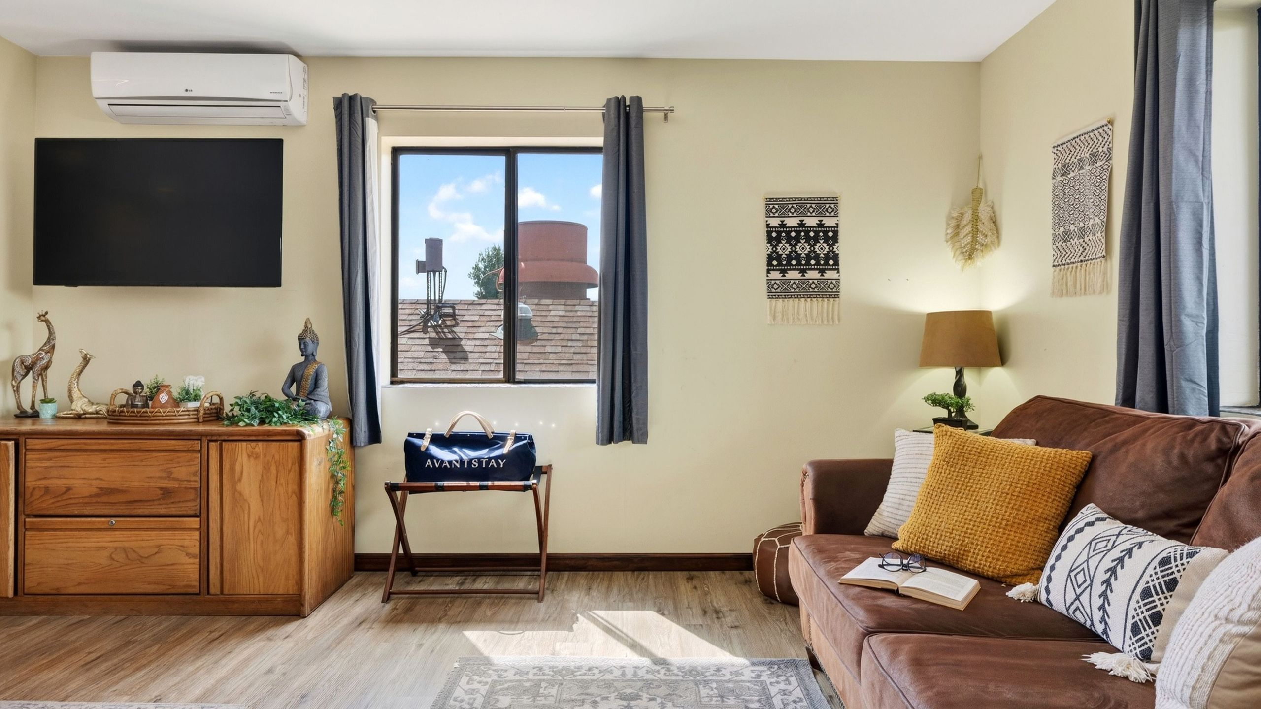 Sedona Ember By Avantstay | Walkable Studio + Workspace + Near Trails | West Sedona - Sedona, AZ