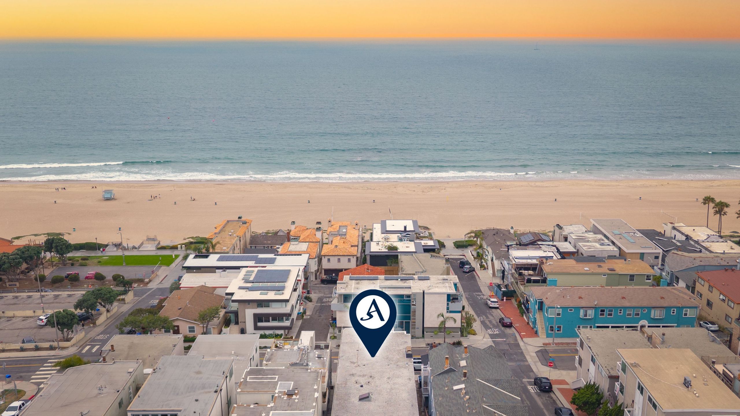 The Octopus Inn By Avantstay | Steps To Sand + 2 Kings | Pier + Walk Streets - Manhattan Beach, CA