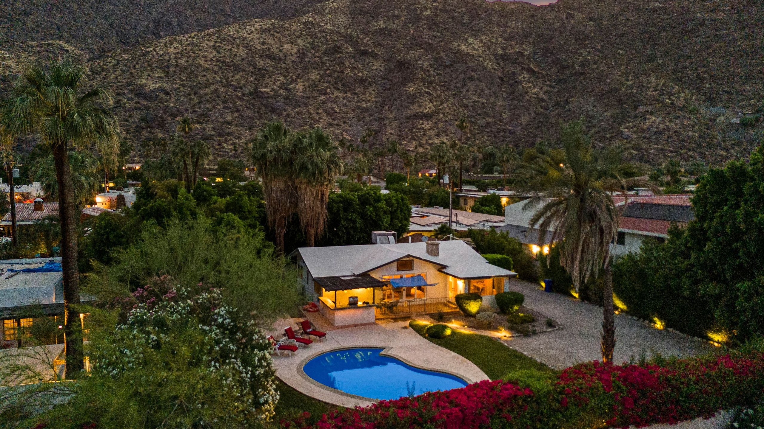 Dandelion By Avantstay | Pool, 0.2mi To Downtown! - Palm Springs, CA