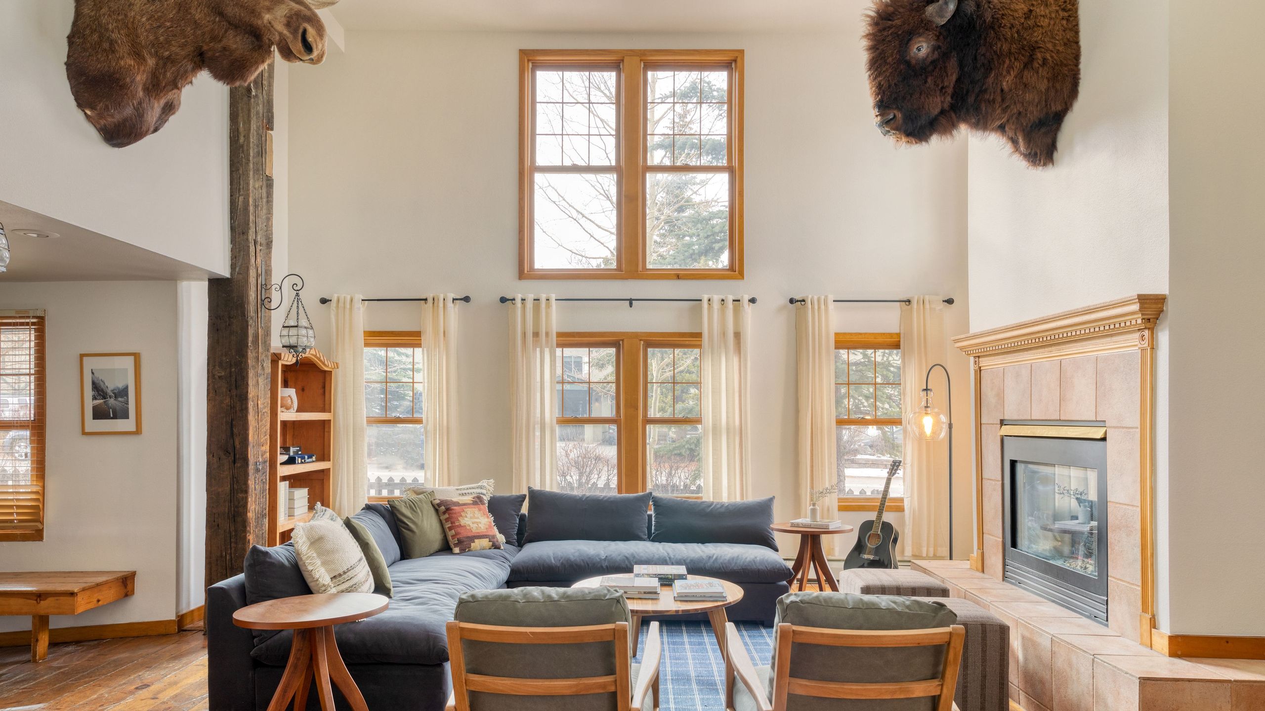 Holly By Avantstay | In The Heart Of Breckenridge W/ Hot Tub, Game Room & Roof Top Patio | Sleeps 24 - Breckenridge, CO